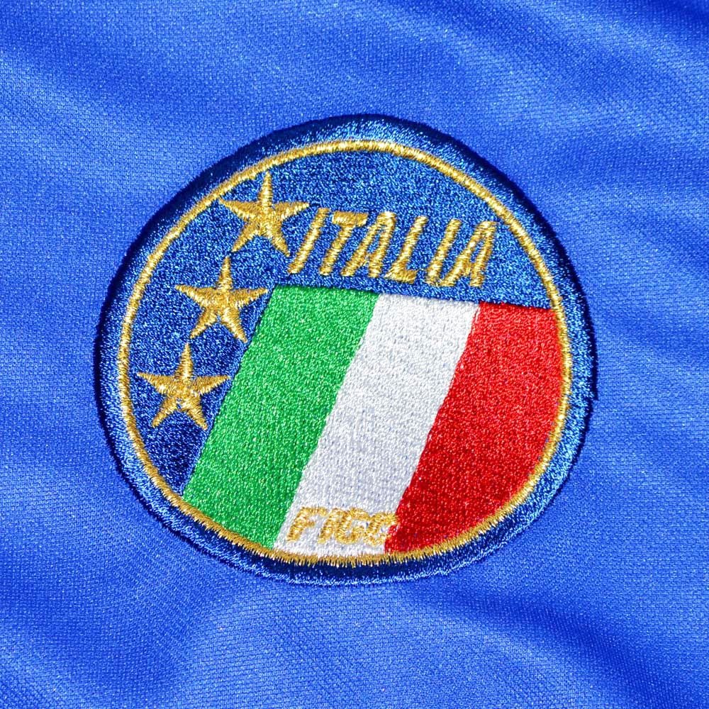 Italy Retro Football Shirt World Cup 1990 + Number 15 (R. Baggio ...
